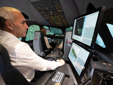 Flight Training Courses | Airbus